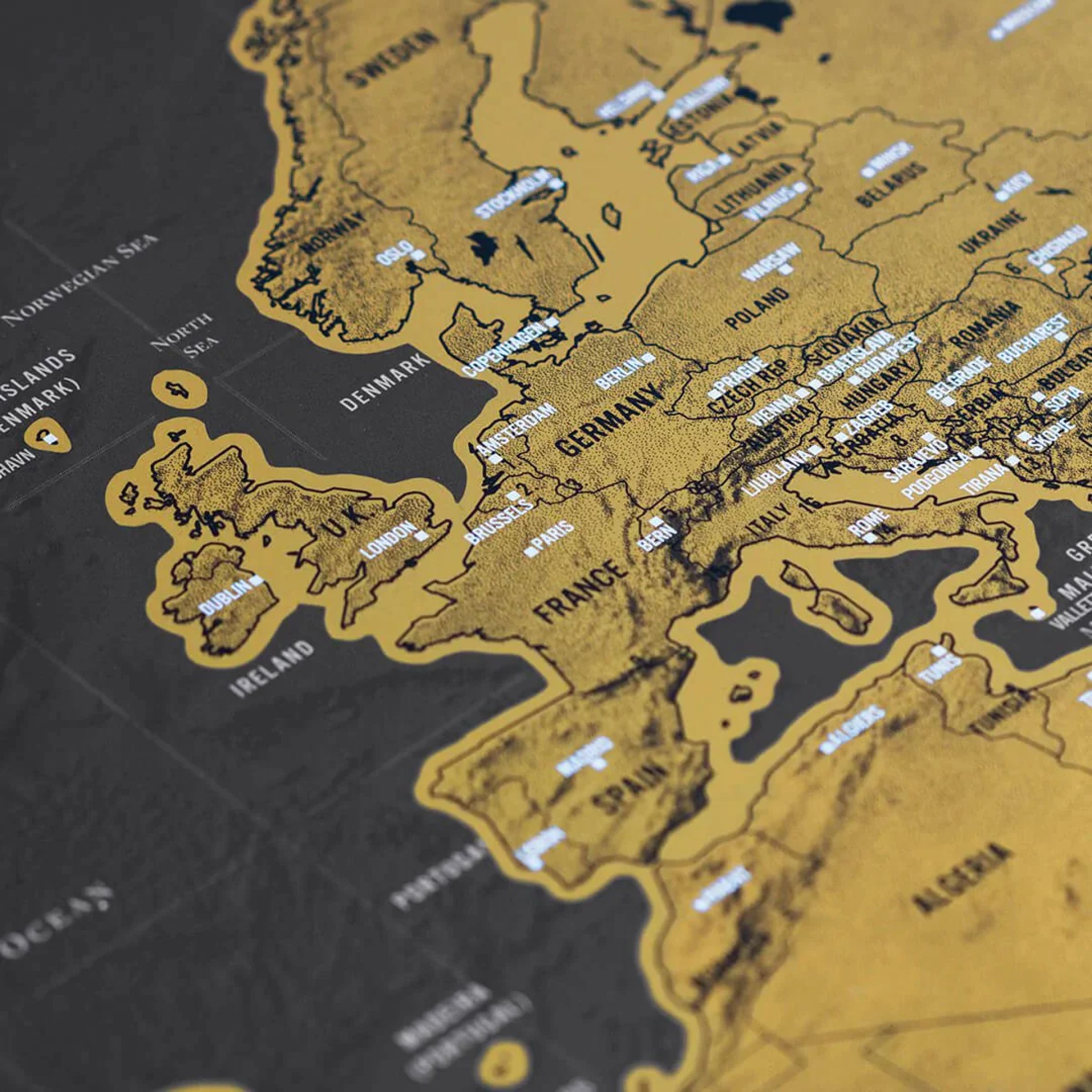Køb Luckies of London - Scratch Map Deluxe (5060146591256)